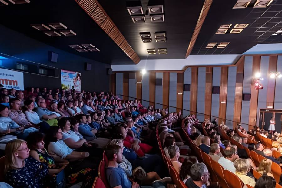 Smích zaplní Nové Město nad Metují: Festival české filmové komedie ...